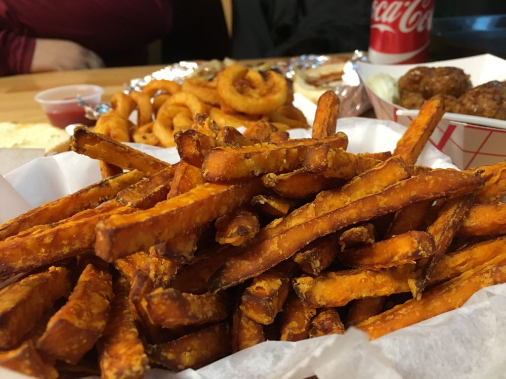 Burgers & Bubble Tea Light Up New Utrecht Avenue - Bklyner